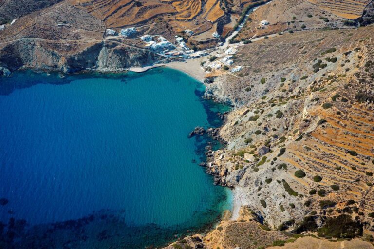 Folegandros - Adore Greece